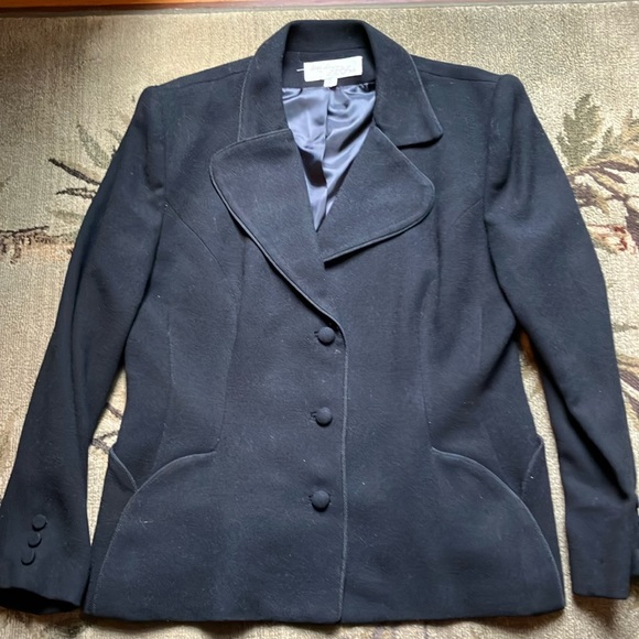 Lilli Ann | Jackets & Coats | Gorgeous Crepe Vintage Lilli Ann Fitted ...